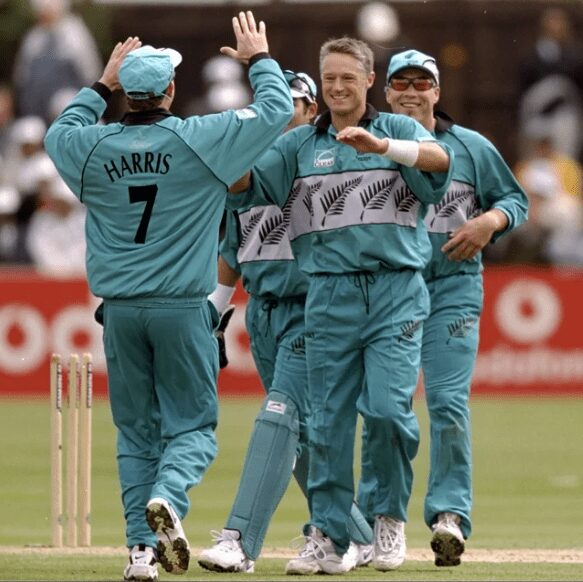 10 Best Cricket Kits Of All Time (2026 Edition)