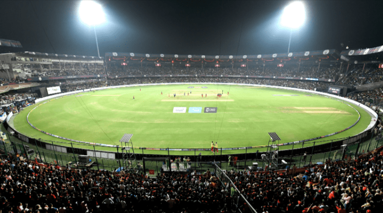 RCB Tickets 2025 – New Schedule, Prices & How to Book