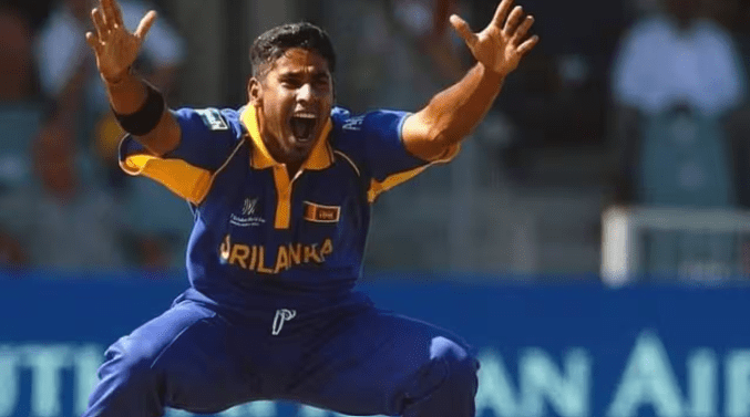 10 Best Left-Handed Bowlers In Cricket Of All Time (2025 List)
