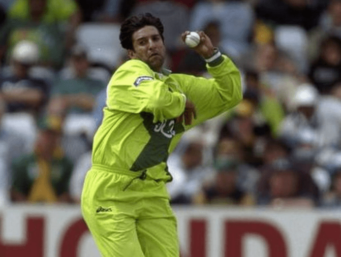 10 Best Left-Handed Bowlers In Cricket Of All Time (2025 List)